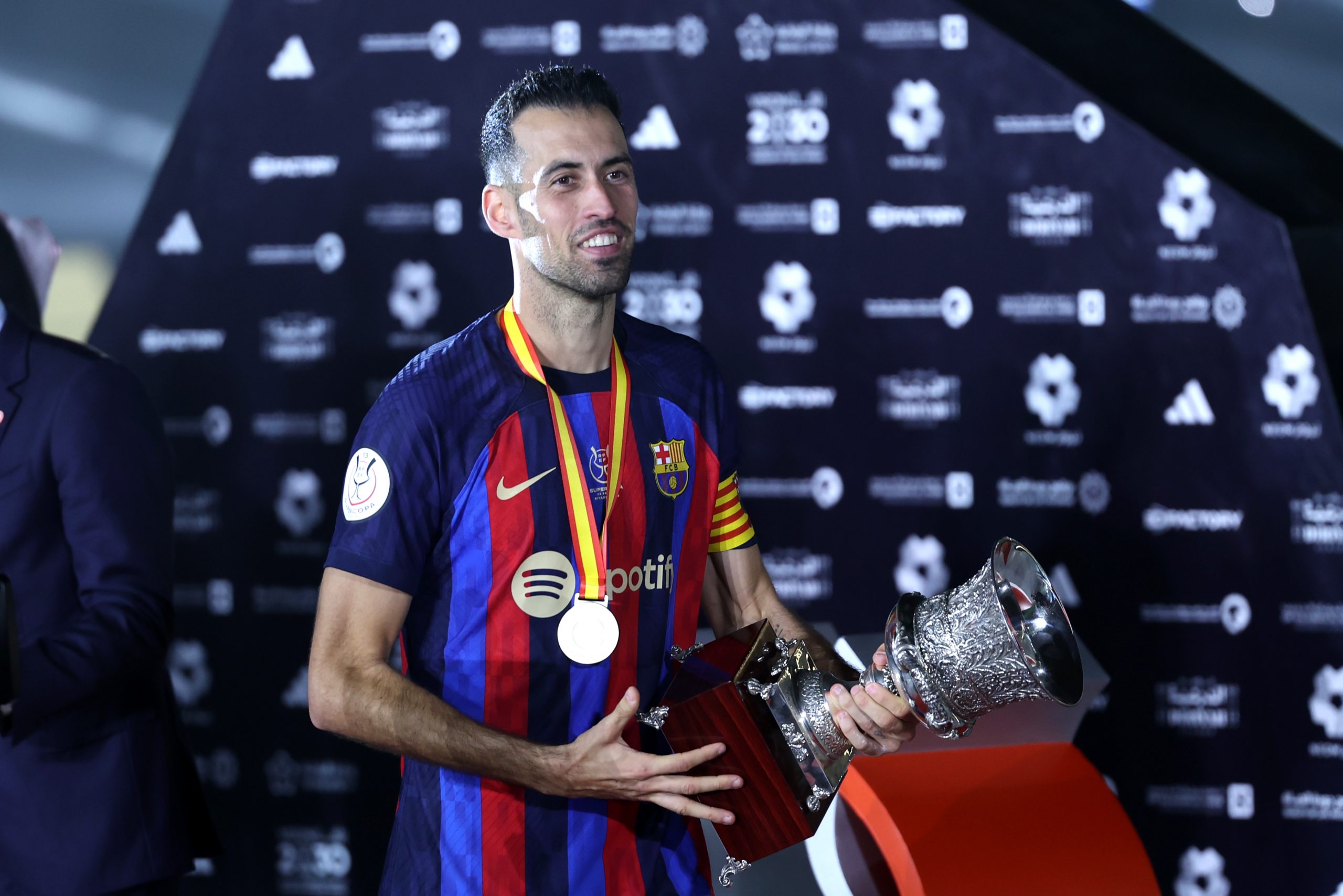 Tiểu Sử Sergio Busquets: Cầu Thủ Bóng Đá Xuất Sắc Người Tây Ban Nha